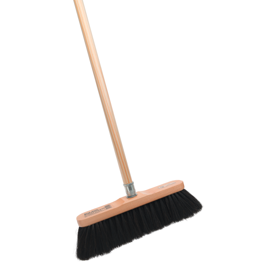 Besen | Lagerhaus Salzburg